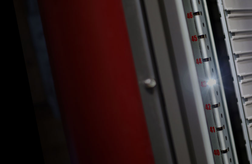 RoboCrib® VX500, VX1000 & LX2000 | Kyocera Unimerco