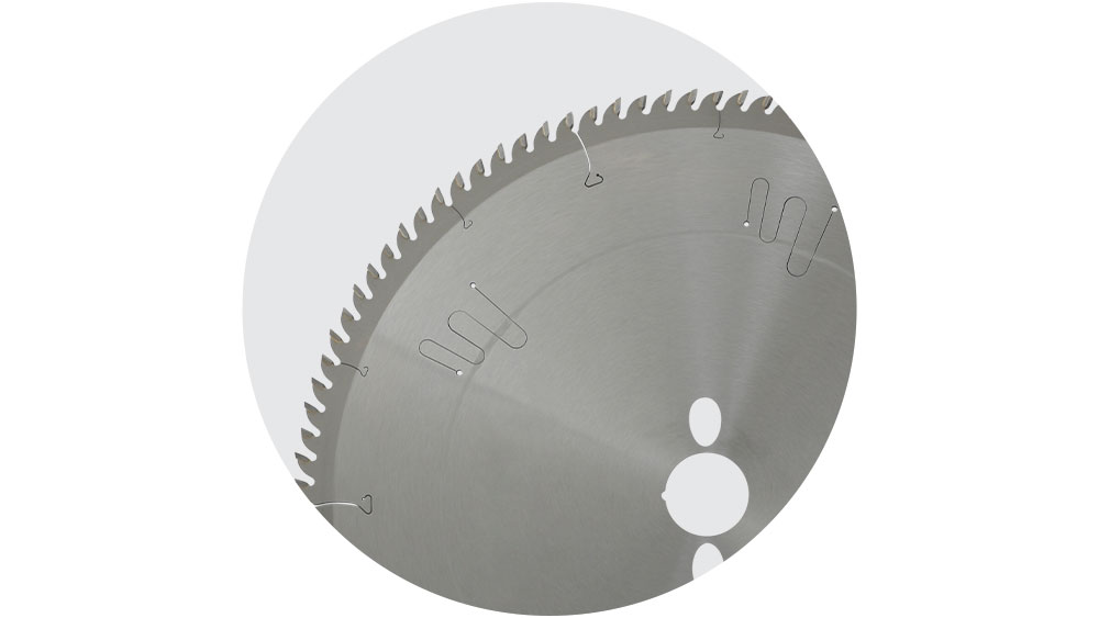 Circular saw blades for the woodworking industry | Kyocera Unimerco